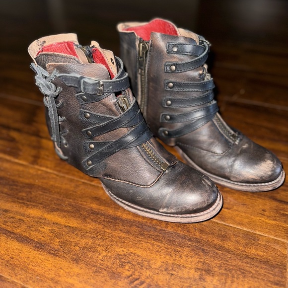 Freebird by Steven | Shoes | Freebird Limerick Black 8 | Poshmark